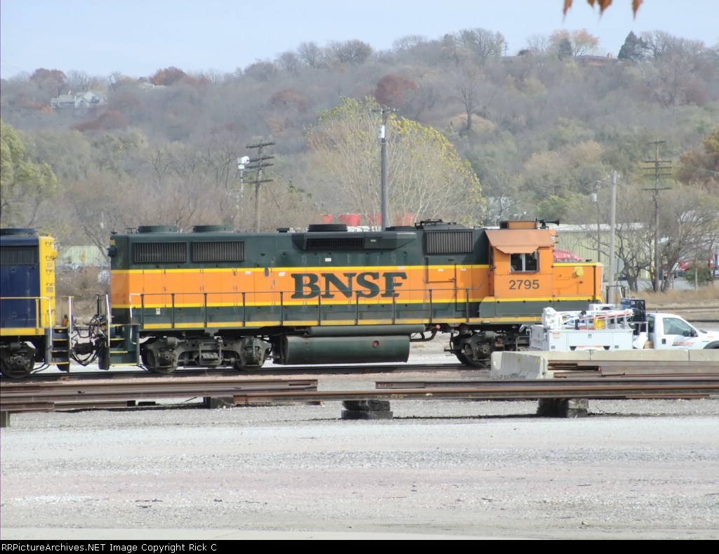 BNSF 2975